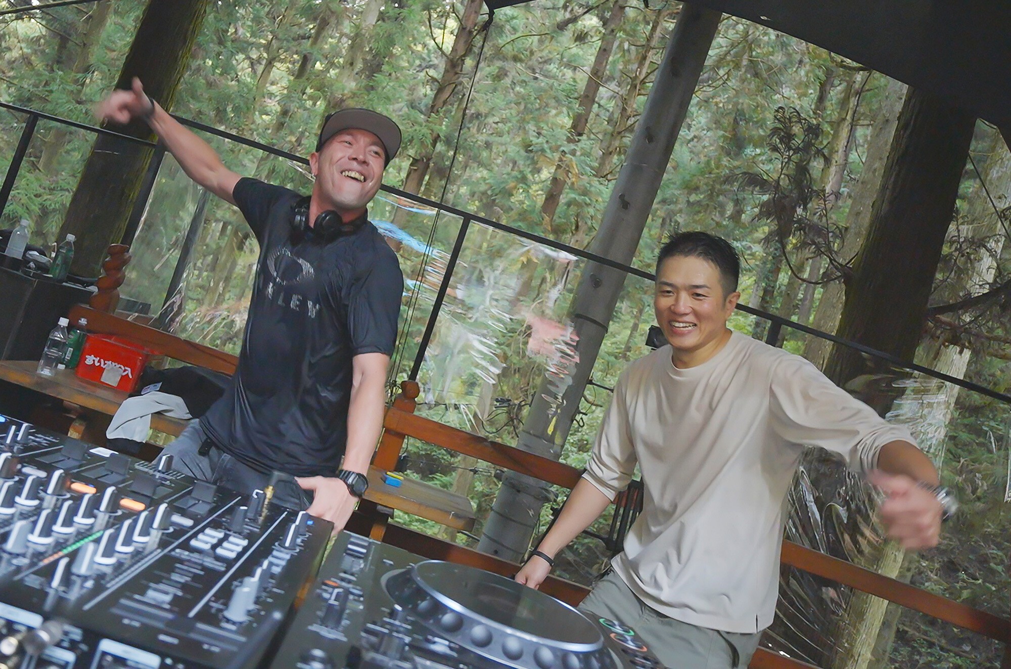 iFLYER: CHA-CHA [チャーチャ] - DJ