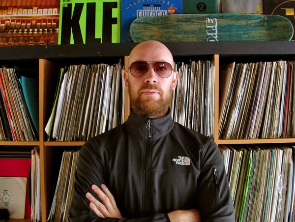 iFLYER: MARK BROOM - DJ