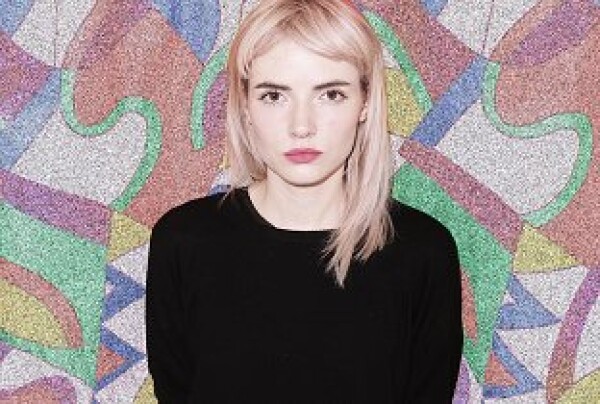 iFLYER: Eclair Fifi - DJ