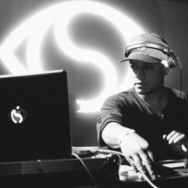 iFLYER: Joe Kay - DJ