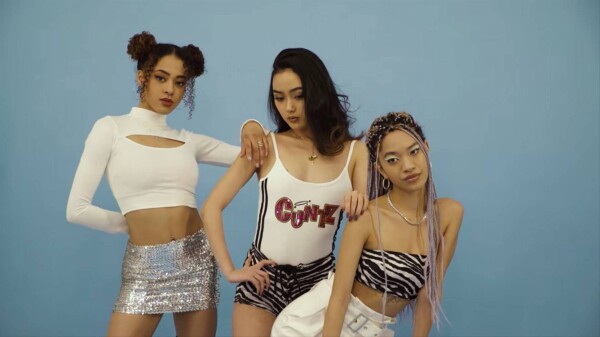 iFLYER: GLOSS - LIVE