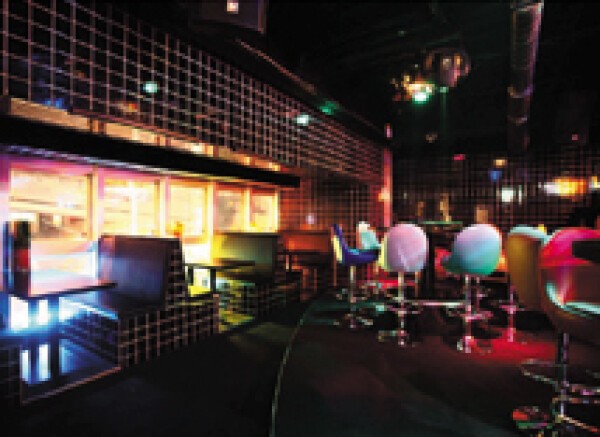 iFLYER: HELL'S BAR [ヘルズバー] - Tokyo bar