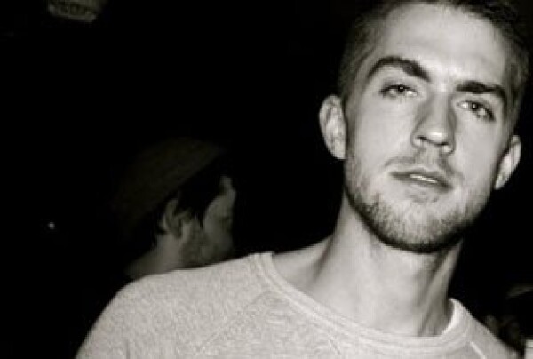 iFLYER: Adam Paton - DJ